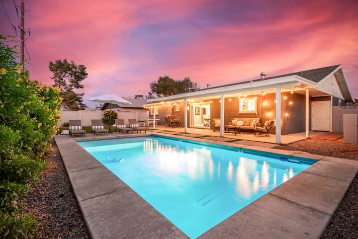 Old Town Getaway • Pool, Game Yard, Close To Town - Paradise Valley, AZ
