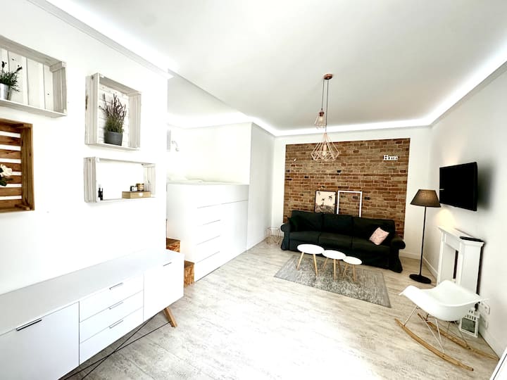 City Soul • Unique & Stylish • Perfect Location - Varsovia