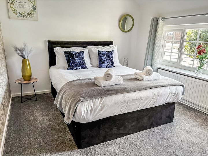 Yellow House Cottage - The Perfect Escape - Southport