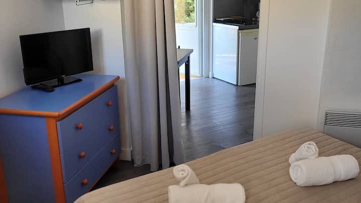 Charmante Maisonnette Au Calme - Fréjus