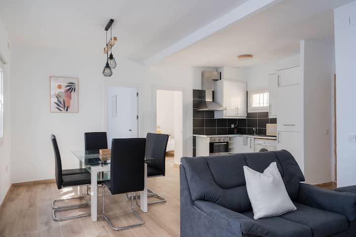 Bonita Casa A 100 Metros De La Playa - Fuengirola