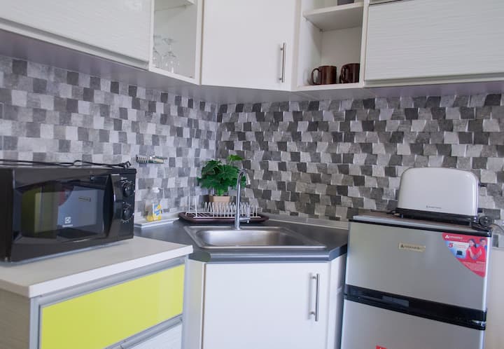 Iloilo Cozy Condo (Room 5) - Iloilo City