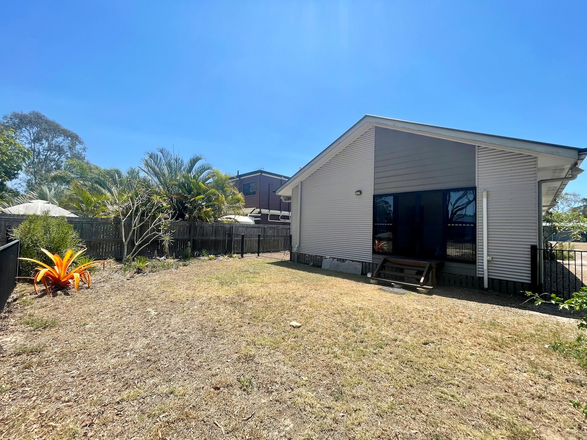 First Light on First - Houses for Rent in Woodgate, Queensland ...
