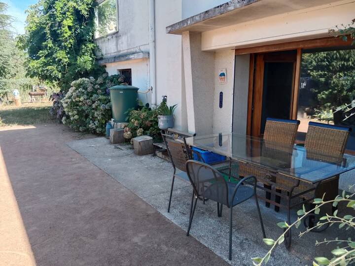 Gite Spacieux Avec Jardin - Craponne