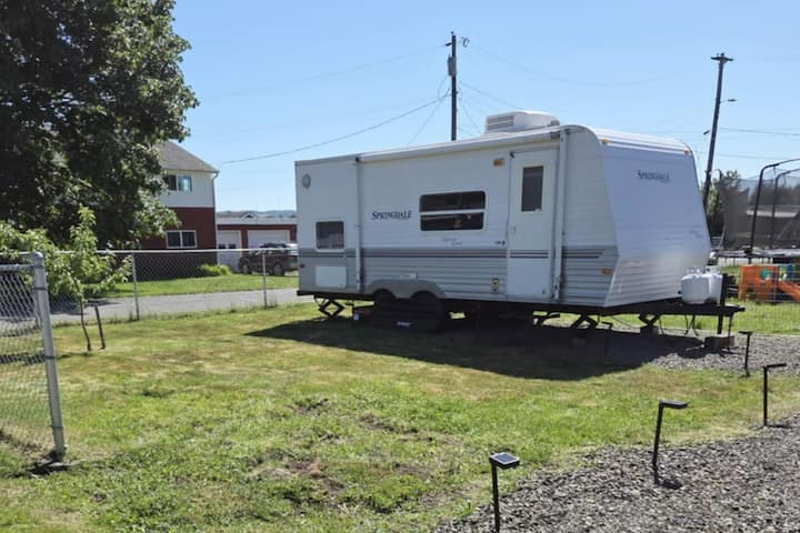 The Comfy Caravana - Forks, WA