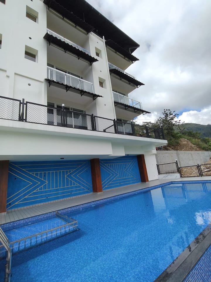 Silver Pool Resort - Munnar
