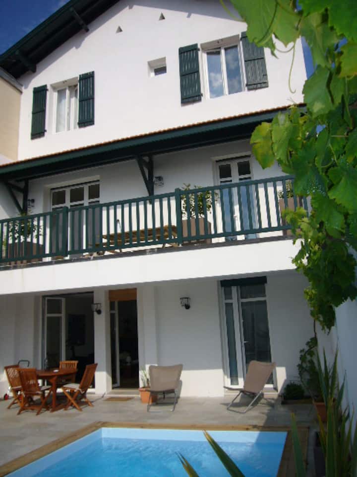 Très Belle Maison Basque. - Biarritz