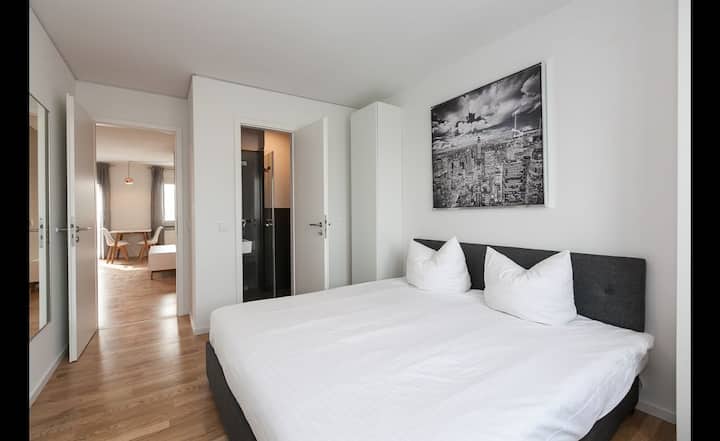 2-bed Apartment With 2 Bathrooms - Berlin
