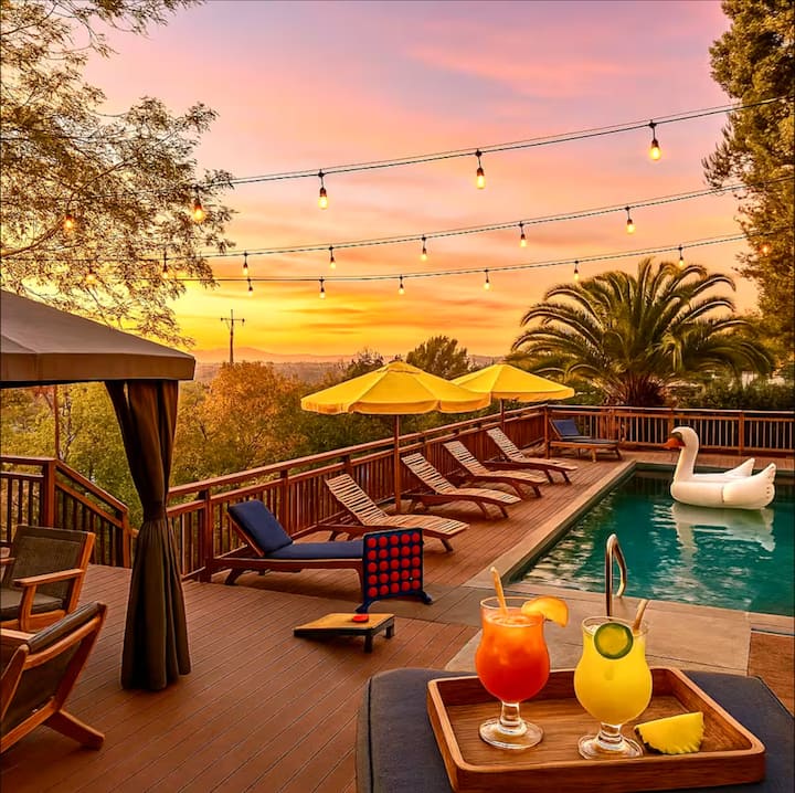 Stunning Views Retro Home W/ Pool/spa - Beverly Hills, CA