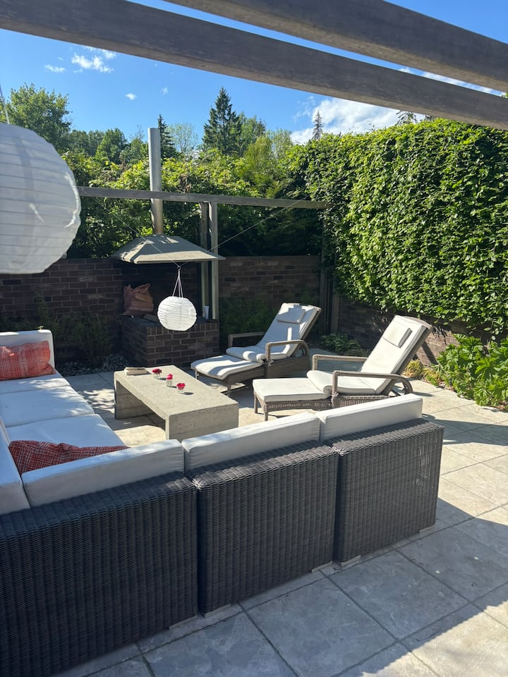 Stilfull Og Romslig Enebolig I Oslo - Oslo