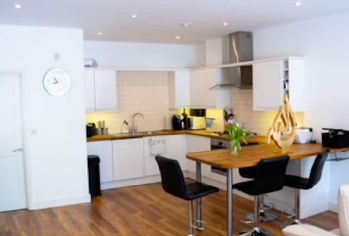 Cleave House - Stylish Hse Direct Links To London - 세븐오크스