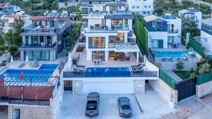 Lovelet 2 Merkezi Ve Konforlu Lüks Villa - Kalkan