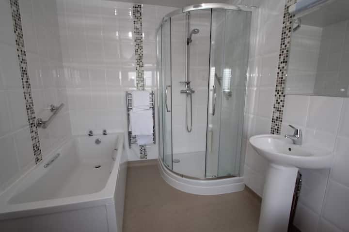 Family Of 3 Seaview Room - Porthmadog