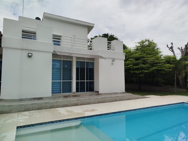 Hermosa Casa Quinta Piscina Priv - Girardot