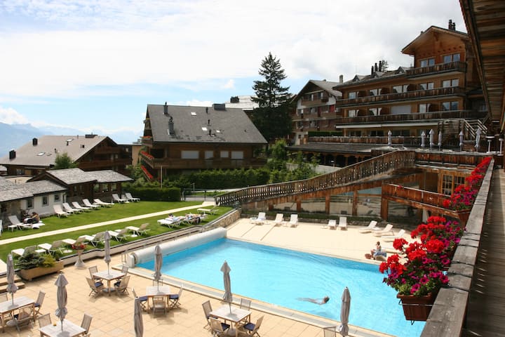 Appartement Familiale Dans Hôtel - Crans-Montana