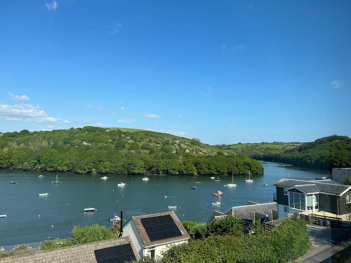 Cornish Escape With Idyllic View - Fowey