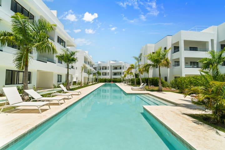 Bavaro, 2bdrm Apt, W/ Pool, Jacuzzi & Beach 4ppl - Punta Cana