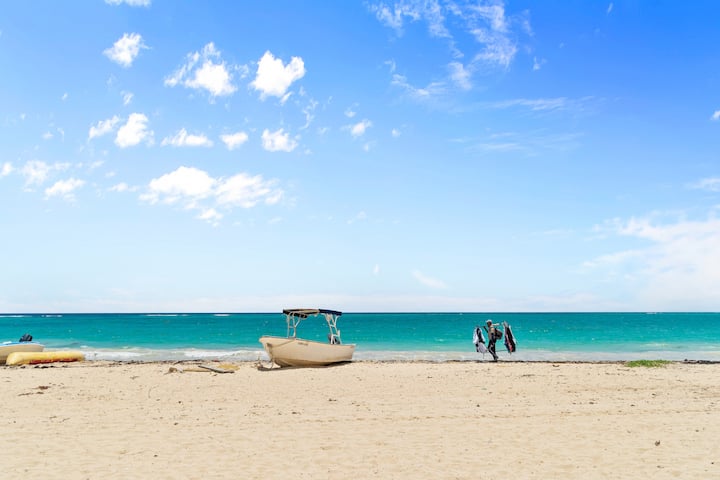 Bavaro, 2bdrm Apt, W/ Pool, Jacuzzi & Beach 4ppl - Punta Cana