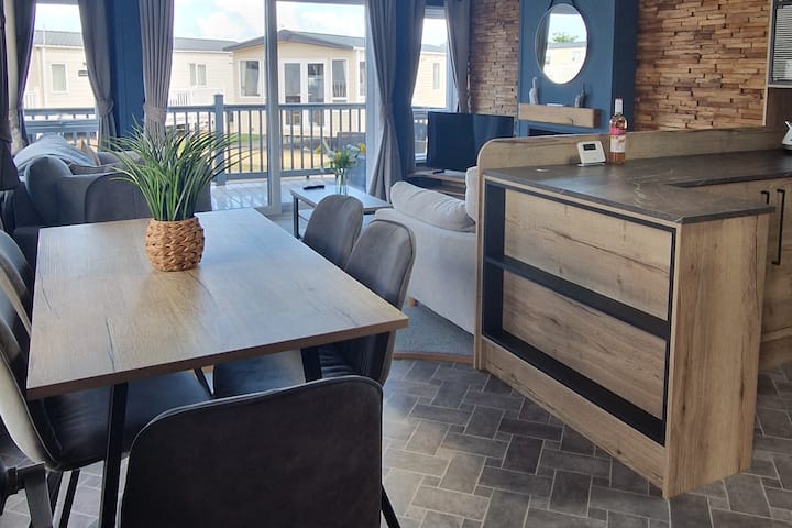 Amble Lodge - Scotland