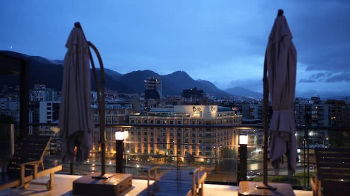 Lujoso Y Moderno Apto Con Vista Divina! - Bogotá