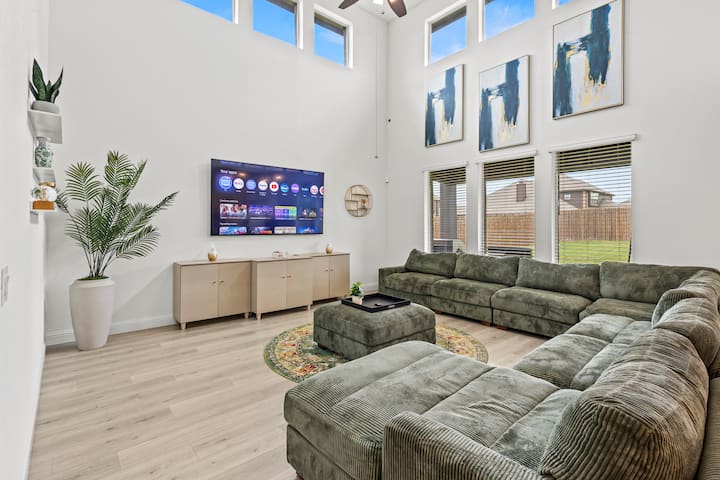 Rooftop Bliss 4br W Crib/officespace Free Parking - Mesquite, TX