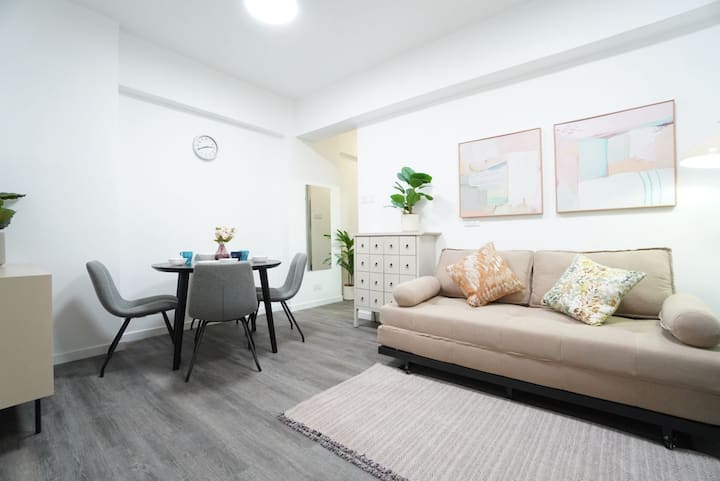 (Gw) Wanchai 2br Newly Furnished - Hongkong