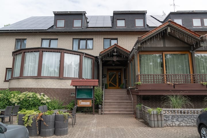 Hotel Damhirsch - Garbsen