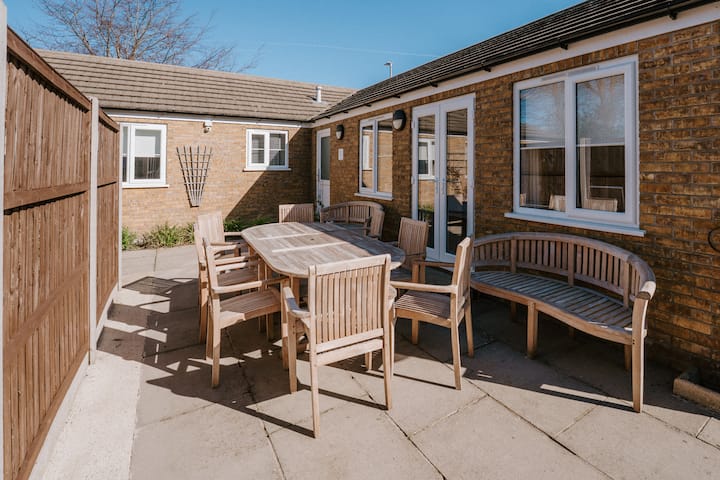 Lowestoft 3 Bedroom Cottage - Lowestoft