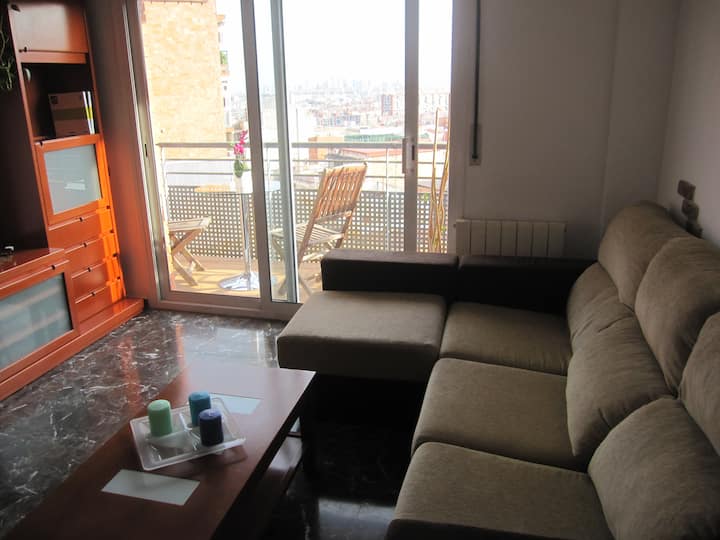 Suited Db Bedroom In The Suburbs - Badalona
