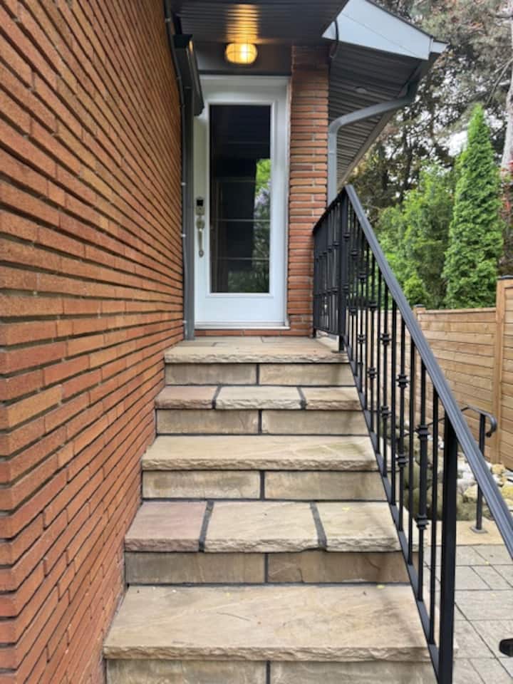 1 Or 2 Independent Private Rooms - 256