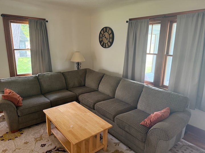 New 3bd/1bth By Community Center - Midland, MI
