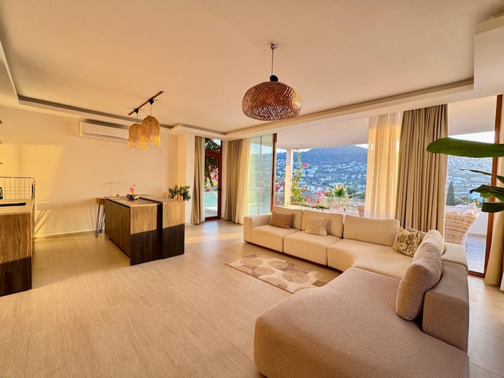 Yalıkavak’ta Lüks Havuzlu Villa - Gümüşlük