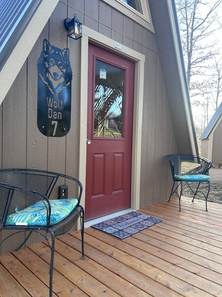 #7 The Wolf Den A Frame - Onondaga Cave State Park, Leasburg