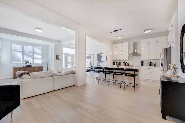 New 4bdr Modern Oakville Retreat - Oakville