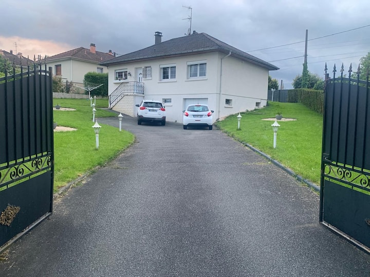 Maison Jardin Barbecue Parking - Montbéliard