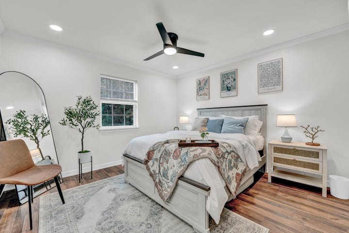 Best Of Mcallen! Sleeps 10+pets - McAllen, TX