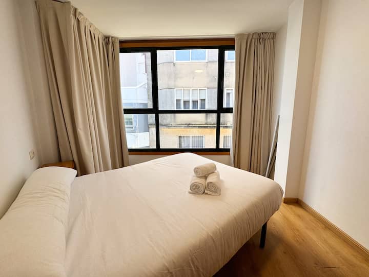 Cómodo Y Centrico En Zona Camelias - Vigo