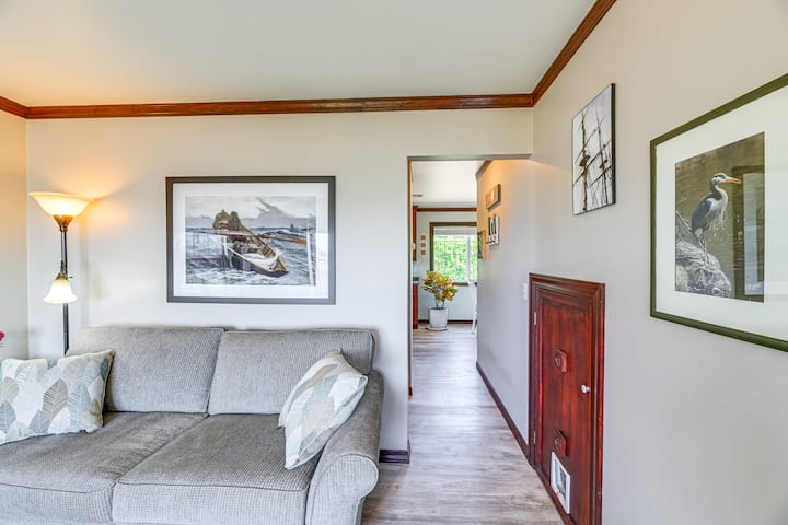 Stunning Ocean View House - Crescent City, CA