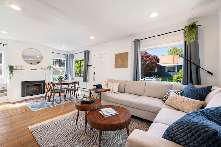 Charming 2br Home W/ Bbq Grill - Seattle, WA