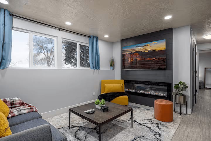 Cozy Retreat W/movie Theater Near Soccer Stadium - Sandy, UT