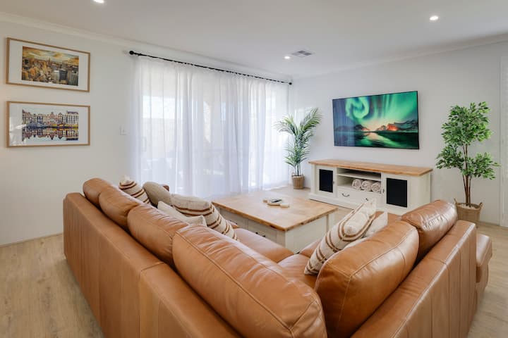 Nessie's Nook - Relax In Style - Dunsborough