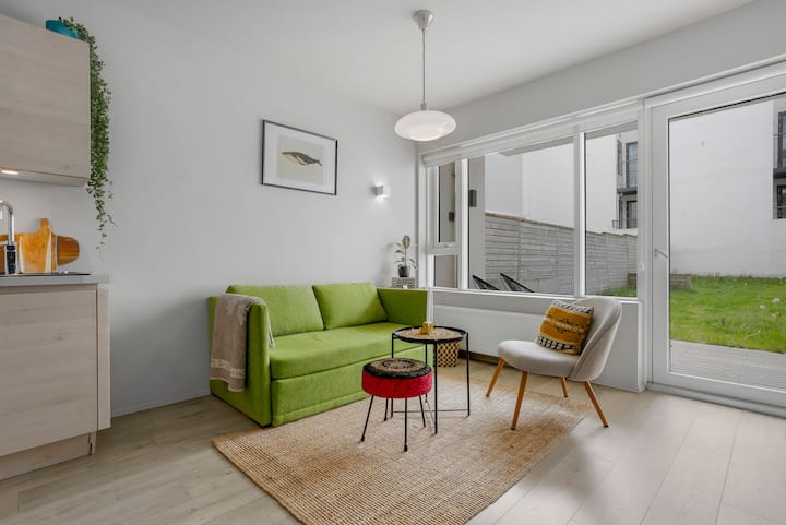 Stylish Downtown Studio With Private Terrace - Reykjavík