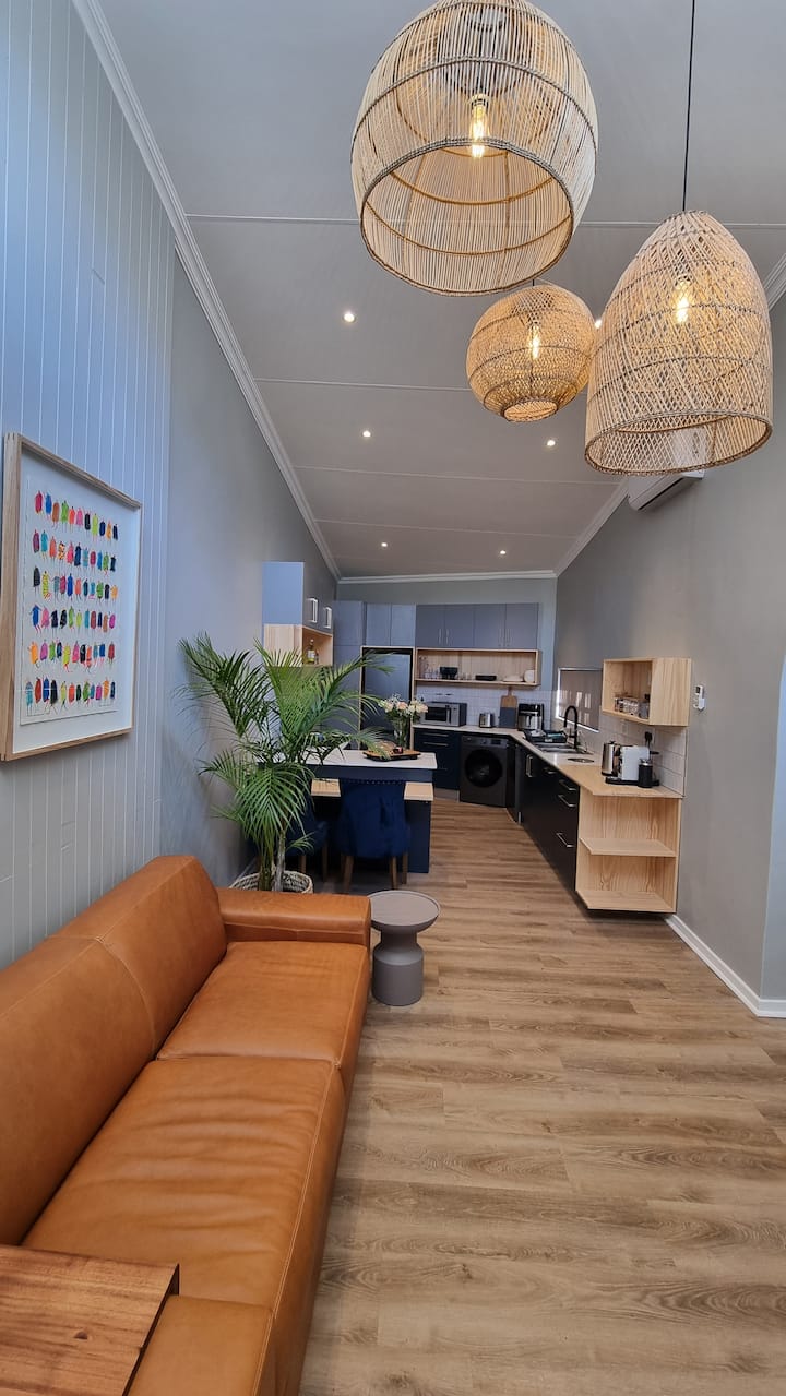 Off-grid | Pet-friendly | Great Location Flatlet - Bloemfontein