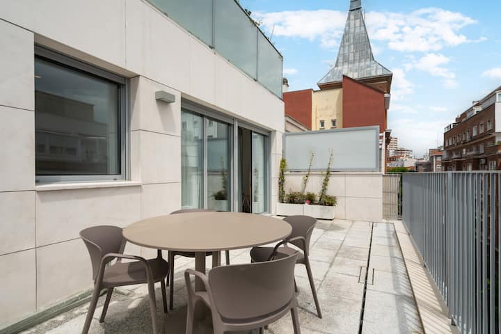 Stunning Penthouse In Chamberi- B - 