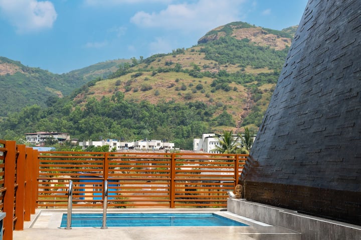 Luxurious 3 Bedroom Villa - Lonavla