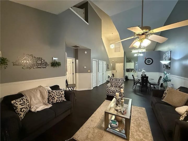 3 Bedroom And 2.5 Half Bath - Stockbridge, GA