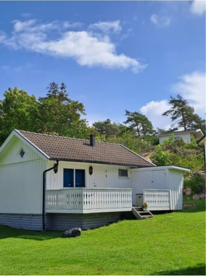 Strandnära Stuga I Kämpersvik - Grebbestad