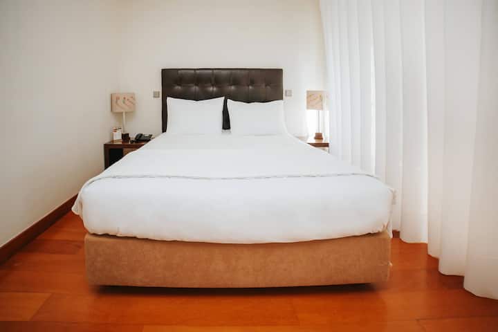 Eirado Hotel 302 - Quarto Duplo Frente C/ Chuveiro - Pico