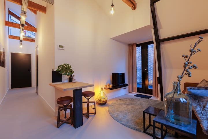 New! Wonderful 2-persons Apartment + Cozy Terrace - Bussum