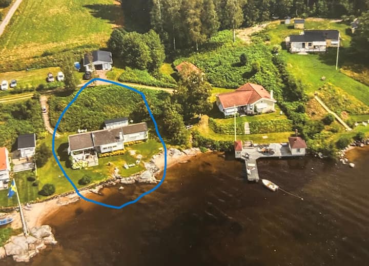 Underbar Sjötomt I Sunne Med Egen Badstrand - Sunne